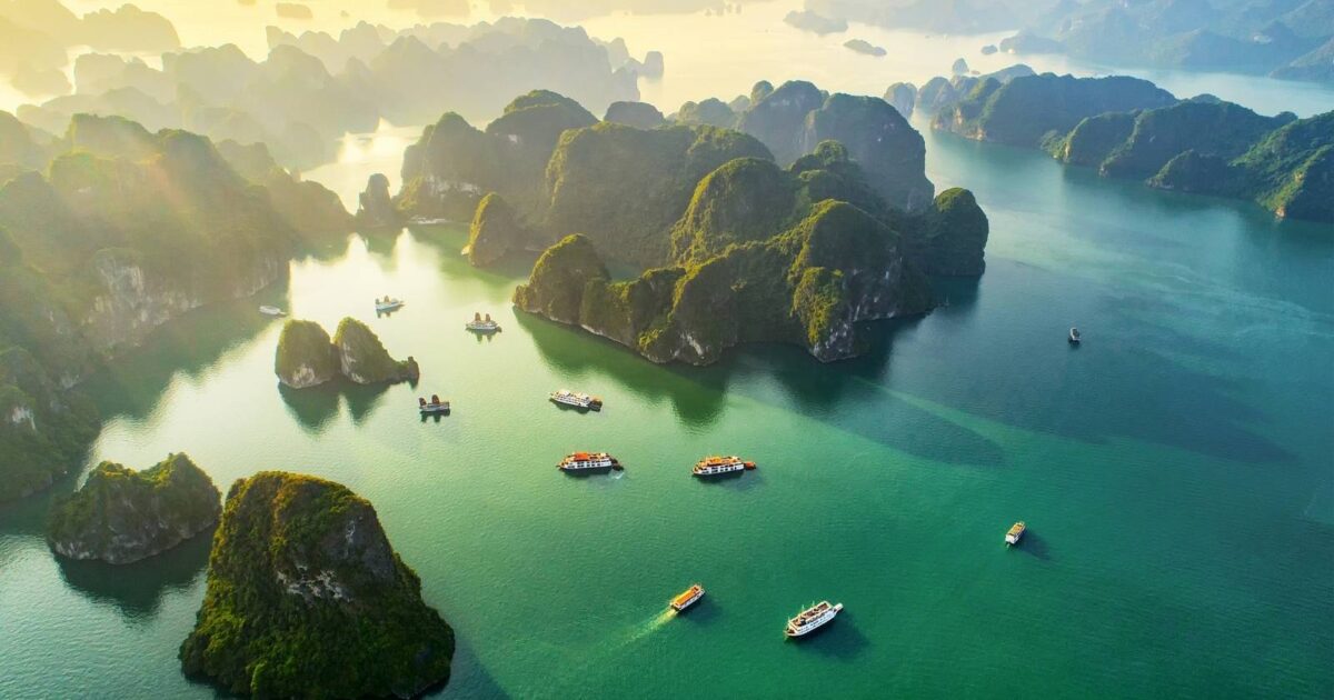 6 Best Asia Cruises ~ 1 For Every Type Of Traveller