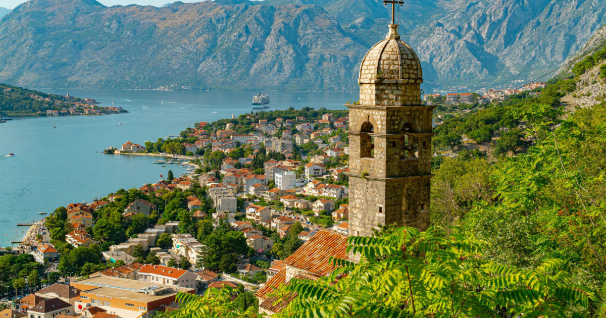 World of Cruising | Greek Isles: Italy, Greece & Croatia