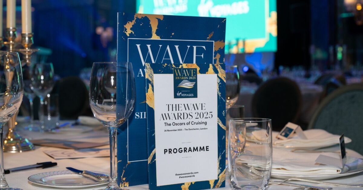 Who won the 2025 Wave Awards?